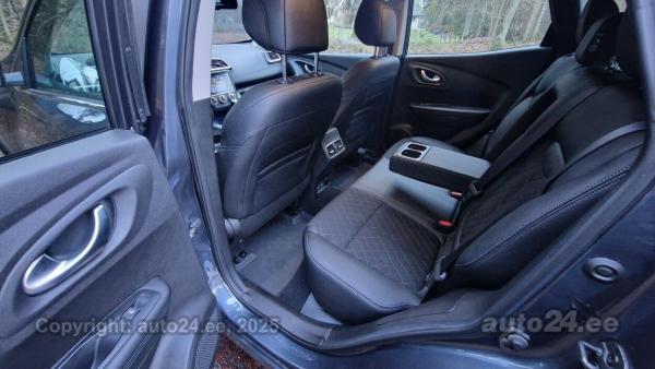 Pelēks Renault Kadjar 2019 Tallina, ar dzinēja tilpumu 1.30 L un nobraukumu 35 tūkst. km par 16900 €, foto 11 vietnē AUTOMOTO.COM.LV
