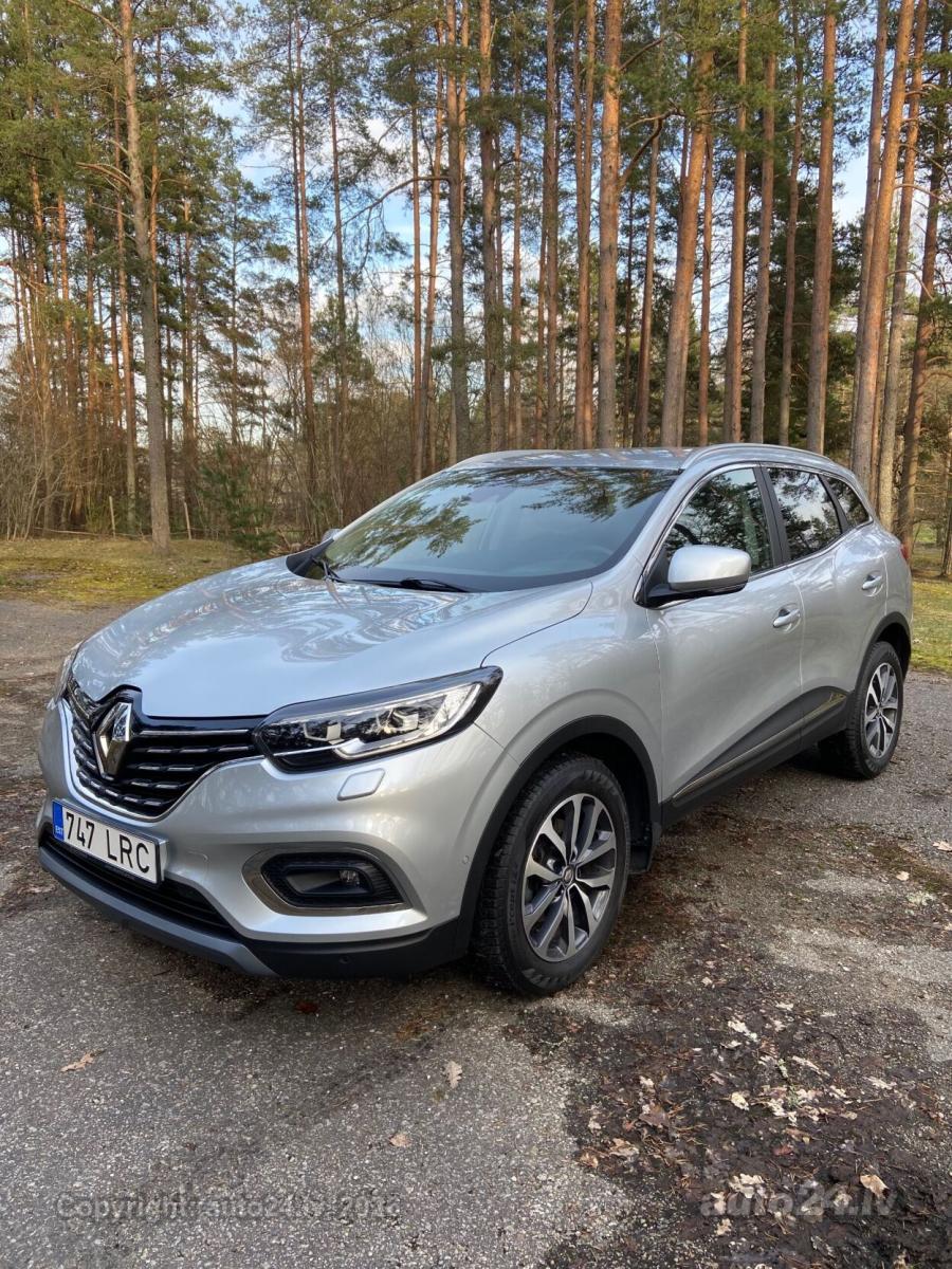 Pelēks Renault Kadjar 2021 Tallina, ar dzinēja tilpumu 1.30 L un nobraukumu 47 tūkst. km par 18500 €, foto 3 vietnē AUTOMOTO.COM.LV