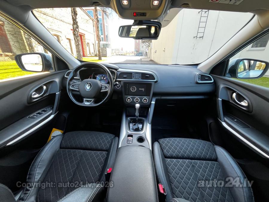 Grey Renault Kadjar 2021 in Tallinn, with an engine capacity of 1.30 L and mileage of 88 thousand km for 14999 €, photo 9 on AUTOMOTO.COM.LV