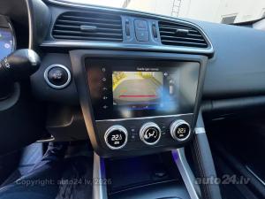 Grey Renault Kadjar 2021 in Tallinn, with an engine capacity of 1.30 L and mileage of 88 thousand km for 14999 €, photo 14 on AUTOMOTO.COM.LV