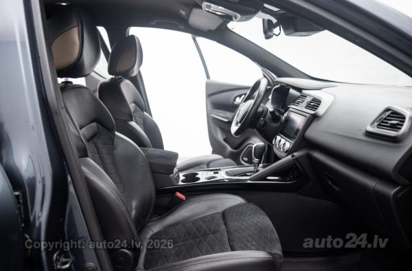 Pelēks Renault Kadjar 2021 Tallina, ar dzinēja tilpumu 1.30 L un nobraukumu 101 tūkst. km par 14999 €, foto 10 vietnē AUTOMOTO.COM.LV