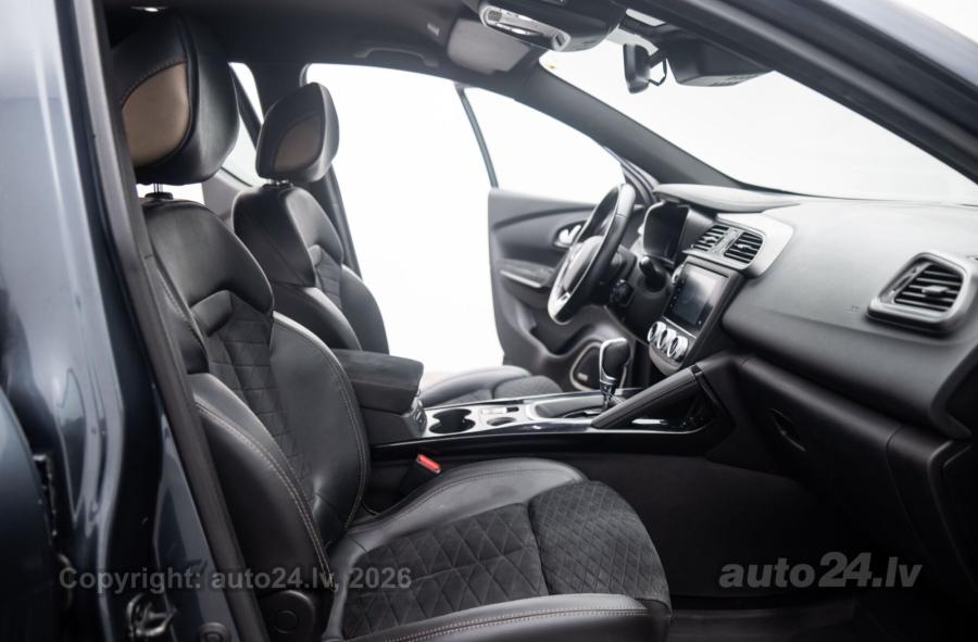 Pelēks Renault Kadjar 2021 Tallina, ar dzinēja tilpumu 1.30 L un nobraukumu 101 tūkst. km par 14999 €, foto 11 vietnē AUTOMOTO.COM.LV