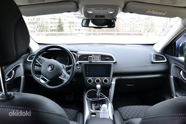 Grey Renault Kadjar 2022 in Tallinn, with an engine capacity of 1.30 L and mileage of 58 thousand km for 17900 €, photo 5 on AUTOMOTO.COM.LV