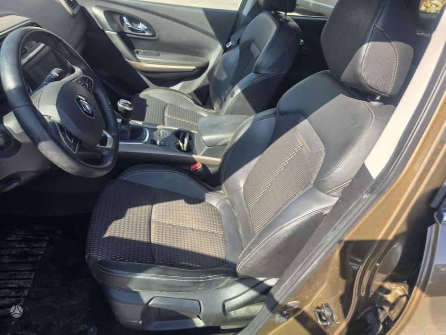 Renault Kadjar 2015 Tauragė, ar dzinēja tilpumu 1.60 L un nobraukumu 230 tūkst. km par 7300 €, foto 17 vietnē AUTOMOTO.COM.LV
