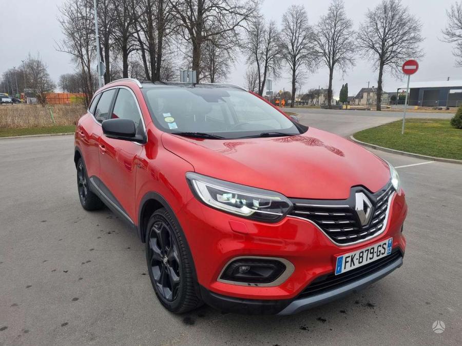 Orange Renault Kadjar 2019 in Taurage, with an engine capacity of 1.46 L and mileage of 128 thousand km for 10700 €, photo 6 on AUTOMOTO.COM.LV