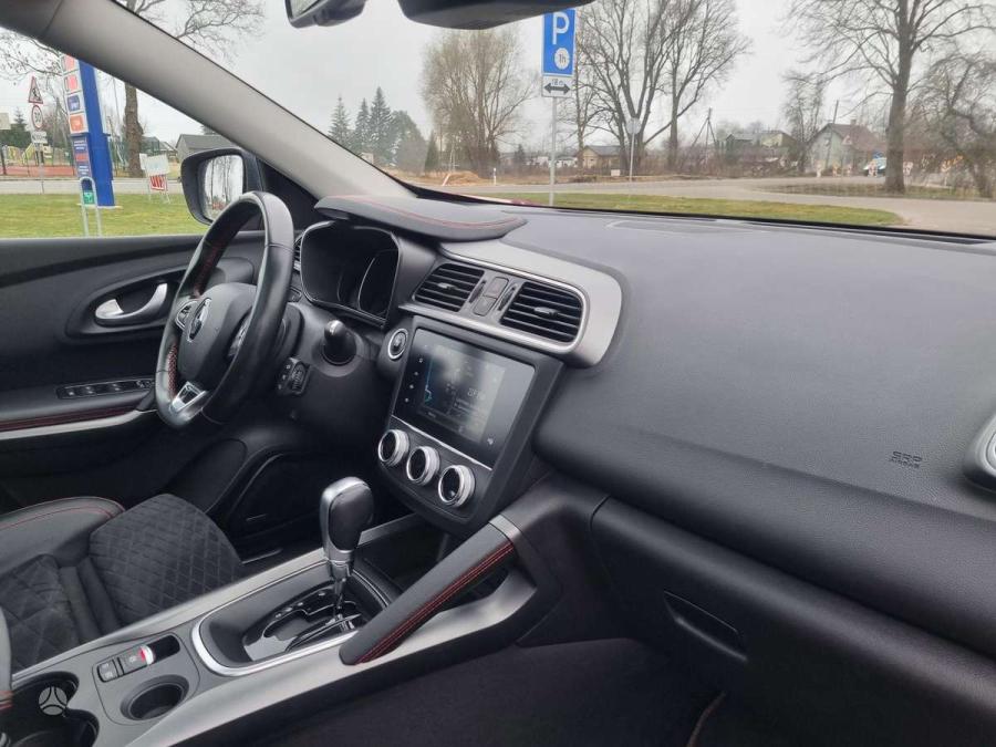Orange Renault Kadjar 2019 in Taurage, with an engine capacity of 1.46 L and mileage of 128 thousand km for 10700 €, photo 11 on AUTOMOTO.COM.LV