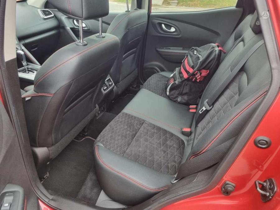 Orange Renault Kadjar 2019 in Taurage, with an engine capacity of 1.46 L and mileage of 128 thousand km for 10700 €, photo 12 on AUTOMOTO.COM.LV