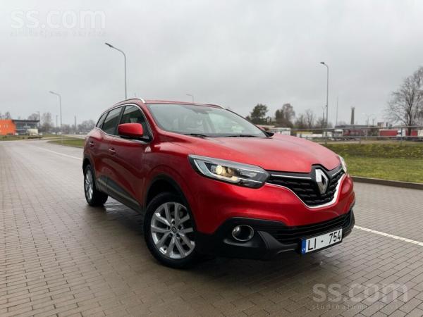 Sarkans Renault Kadjar 2015 Rēzekne, ar dzinēja tilpumu 1.50 L un nobraukumu 252 tūkst. km par 8500 €, foto 1 vietnē AUTOMOTO.COM.LV