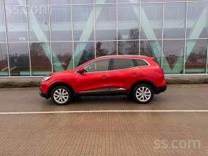 Красный Рено Kadjar 2015 в Резекне, объемом двигателя 1.50 л и пробегом 252 тыс. км за 8200 €, фото 2 на AUTOMOTO.COM.LV