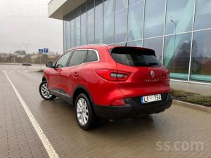 Красный Рено Kadjar 2015 в Резекне, объемом двигателя 1.50 л и пробегом 252 тыс. км за 8200 €, фото 3 на AUTOMOTO.COM.LV