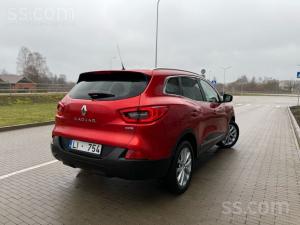 Красный Рено Kadjar 2015 в Резекне, объемом двигателя 1.50 л и пробегом 252 тыс. км за 8200 €, фото 4 на AUTOMOTO.COM.LV