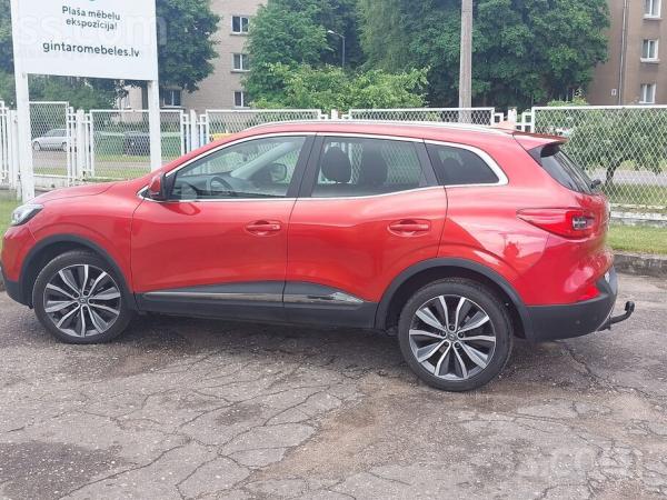 Красный Рено Kadjar 2015 в Даугавпилс, объемом двигателя 1.50 л и пробегом 241 тыс. км за 9350 €, фото 4 на AUTOMOTO.COM.LV