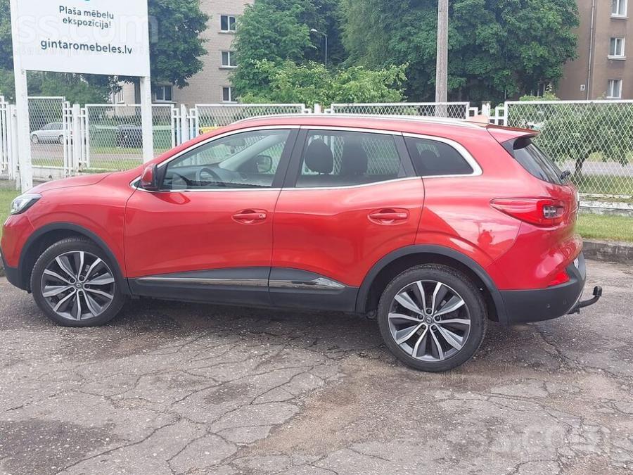 Sarkans Renault Kadjar 2015 Daugavpils, ar dzinēja tilpumu 1.50 L un nobraukumu 241 tūkst. km par 9350 €, foto 5 vietnē AUTOMOTO.COM.LV