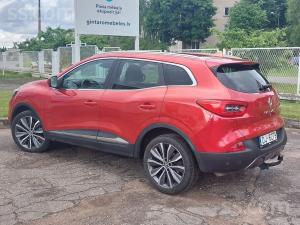 Sarkans Renault Kadjar 2015 Daugavpils, ar dzinēja tilpumu 1.50 L un nobraukumu 241 tūkst. km par 9350 €, foto 6 vietnē AUTOMOTO.COM.LV