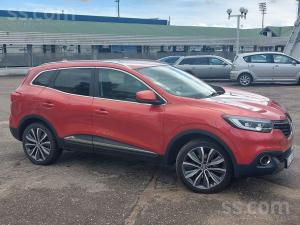 Sarkans Renault Kadjar 2015 Daugavpils, ar dzinēja tilpumu 1.50 L un nobraukumu 241 tūkst. km par 9350 €, foto 8 vietnē AUTOMOTO.COM.LV