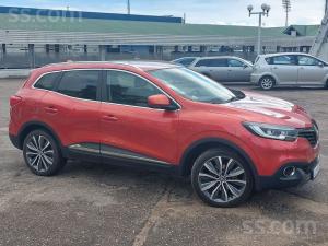 Sarkans Renault Kadjar 2015 Daugavpils, ar dzinēja tilpumu 1.50 L un nobraukumu 241 tūkst. km par 9350 €, foto 11 vietnē AUTOMOTO.COM.LV