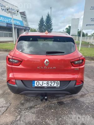 Sarkans Renault Kadjar 2015 Daugavpils, ar dzinēja tilpumu 1.50 L un nobraukumu 241 tūkst. km par 9350 €, foto 12 vietnē AUTOMOTO.COM.LV