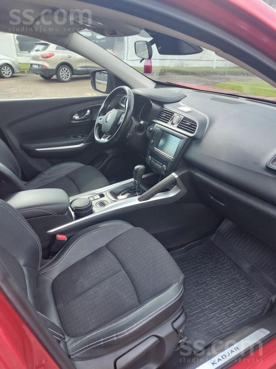Sarkans Renault Kadjar 2015 Daugavpils, ar dzinēja tilpumu 1.50 L un nobraukumu 241 tūkst. km par 9350 €, foto 19 vietnē AUTOMOTO.COM.LV