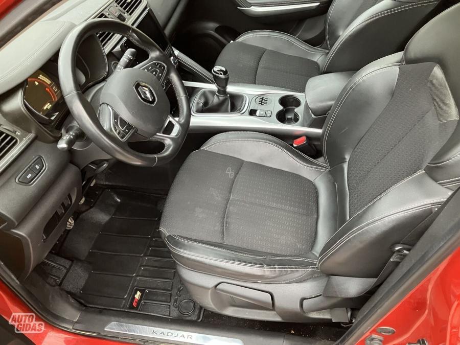 Красный Рено Kadjar 2015 в Мажейкяй, объемом двигателя 1.50 л и пробегом 247 тыс. км за 7700 €, фото 4 на AUTOMOTO.COM.LV