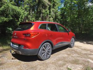 Красный Рено Kadjar 2015 в Мажейкяй, объемом двигателя 1.50 л и пробегом 247 тыс. км за 7700 €, фото 5 на AUTOMOTO.COM.LV