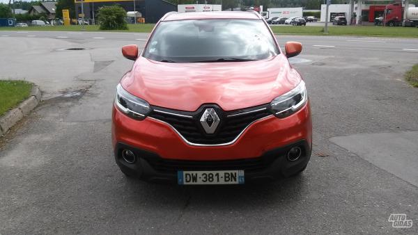 Sarkans Renault Kadjar 2015 Tauragė, ar dzinēja tilpumu 1.50 L un nobraukumu 215 tūkst. km par 6950 €, foto 1 vietnē AUTOMOTO.COM.LV