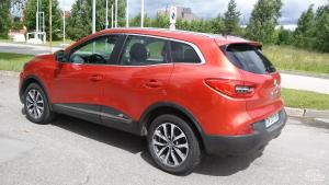 Red Renault Kadjar 2015 in Taurage, with an engine capacity of 1.50 L and mileage of 215 thousand km for 6950 €, photo 11 on AUTOMOTO.COM.LV
