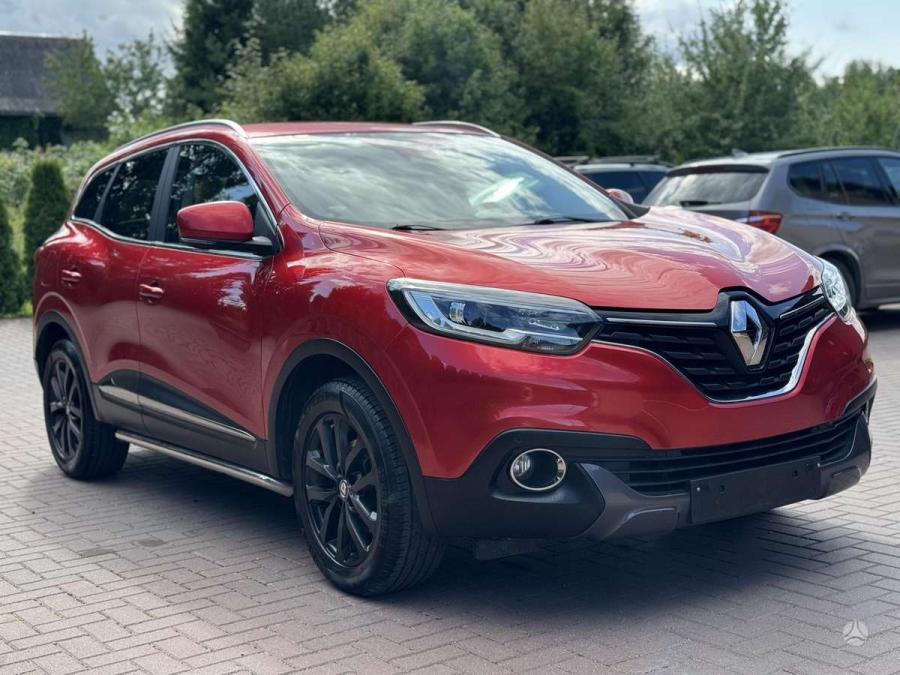 Sarkans Renault Kadjar 2015 Utena, ar dzinēja tilpumu 1.20 L un nobraukumu 134 tūkst. km par 7250 €, foto 3 vietnē AUTOMOTO.COM.LV