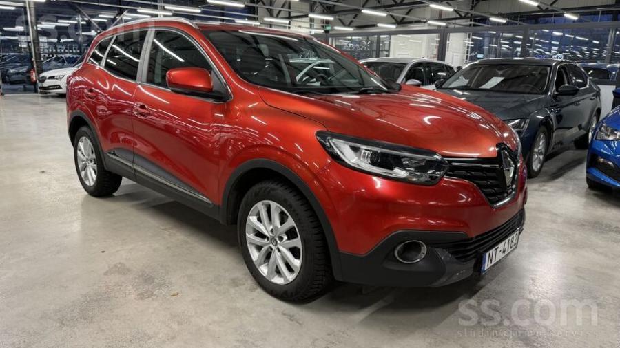 Red Renault Kadjar 2016 in Riga, with an engine capacity of 1.20 L and mileage of 187 thousand km for 7900 €, photo 6 on AUTOMOTO.COM.LV
