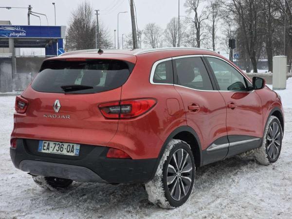 Red Renault Kadjar 2016 in Taurage, with an engine capacity of 1.60 L and mileage of 243 thousand km for 7950 €, photo 5 on AUTOMOTO.COM.LV