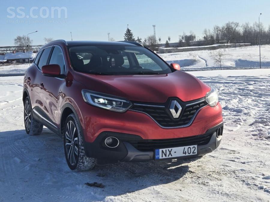 Red Renault Kadjar 2016 in Daugavpils, with an engine capacity of 1.50 L and mileage of 265 thousand km for 8700 €, photo 4 on AUTOMOTO.COM.LV