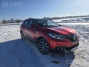 Red Renault Kadjar 2016 in Daugavpils, with an engine capacity of 1.50 L and mileage of 265 thousand km for 8700 €, photo 5 on AUTOMOTO.COM.LV