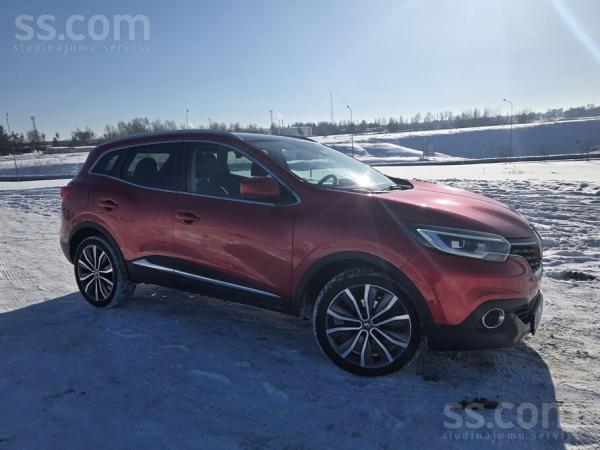 Красный Рено Kadjar 2016 в Даугавпилс, объемом двигателя 1.50 л и пробегом 265 тыс. км за 8700 €, фото 6 на AUTOMOTO.COM.LV