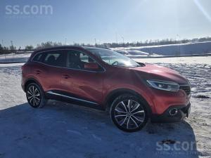 Red Renault Kadjar 2016 in Daugavpils, with an engine capacity of 1.50 L and mileage of 265 thousand km for 8700 €, photo 6 on AUTOMOTO.COM.LV