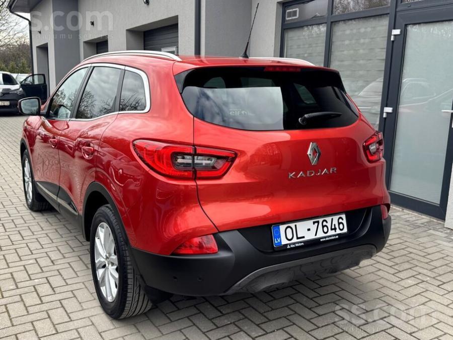 Red Renault Kadjar 2016 in Riga, with an engine capacity of 1.20 L and mileage of 157 thousand km for 9800 €, photo 5 on AUTOMOTO.COM.LV