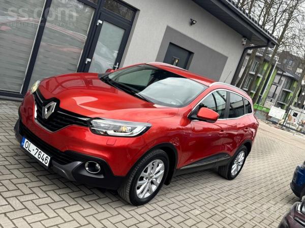 Red Renault Kadjar 2016 in Riga, with an engine capacity of 1.20 L and mileage of 157 thousand km for 9800 €, photo 7 on AUTOMOTO.COM.LV