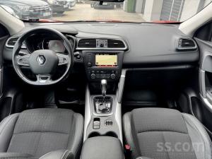 Red Renault Kadjar 2016 in Riga, with an engine capacity of 1.20 L and mileage of 157 thousand km for 9800 €, photo 13 on AUTOMOTO.COM.LV