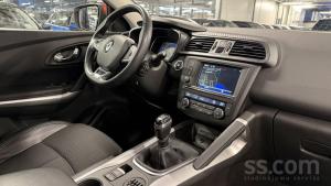 Красный Рено Kadjar 2016 в Рига, объемом двигателя 1.20 л и пробегом 187 тыс. км за 7500 €, фото 16 на AUTOMOTO.COM.LV