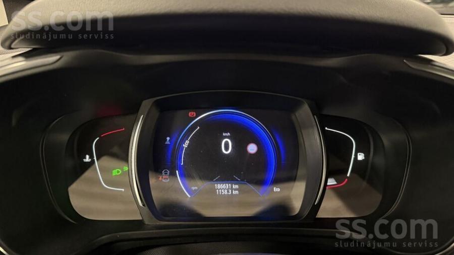 Красный Рено Kadjar 2016 в Рига, объемом двигателя 1.20 л и пробегом 187 тыс. км за 7500 €, фото 20 на AUTOMOTO.COM.LV