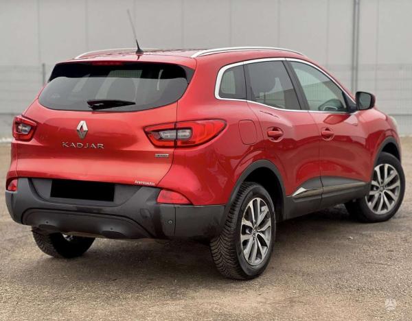 Sarkans Renault Kadjar 2016 Panevēža, ar dzinēja tilpumu 1.60 L un nobraukumu 190 tūkst. km par 6999 €, foto 3 vietnē AUTOMOTO.COM.LV