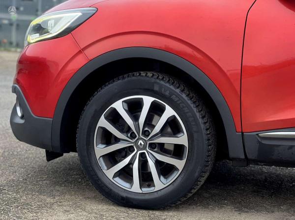 Sarkans Renault Kadjar 2016 Panevēža, ar dzinēja tilpumu 1.60 L un nobraukumu 190 tūkst. km par 6999 €, foto 8 vietnē AUTOMOTO.COM.LV