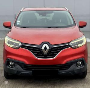Red Renault Kadjar 2016 in Panevezys, with an engine capacity of 1.60 L and mileage of 190 thousand km for 6999 €, photo 7 on AUTOMOTO.COM.LV