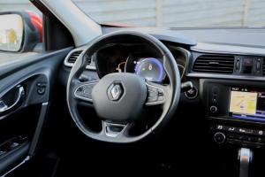 Red Renault Kadjar 2016 in Riga, with an engine capacity of 1.20 L and mileage of 168 thousand km for 9990 €, photo 14 on AUTOMOTO.COM.LV