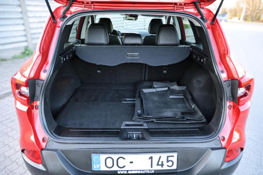 Red Renault Kadjar 2016 in Riga, with an engine capacity of 1.20 L and mileage of 168 thousand km for 9990 €, photo 35 on AUTOMOTO.COM.LV
