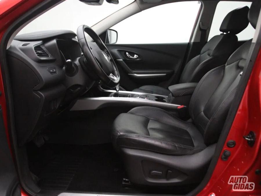 Red Renault Kadjar 2016 in Vilnius, with an engine capacity of 1.20 L and mileage of 201 thousand km for 9999 €, photo 5 on AUTOMOTO.COM.LV