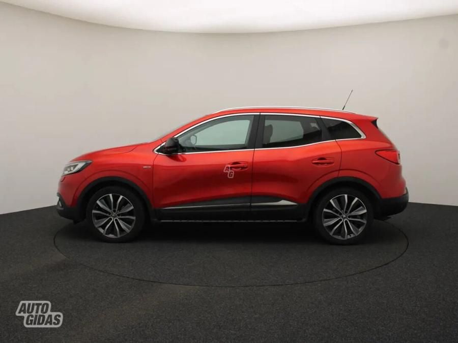 Red Renault Kadjar 2016 in Vilnius, with an engine capacity of 1.20 L and mileage of 201 thousand km for 9999 €, photo 7 on AUTOMOTO.COM.LV