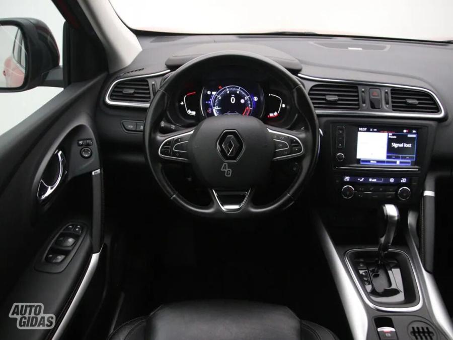 Red Renault Kadjar 2016 in Vilnius, with an engine capacity of 1.20 L and mileage of 201 thousand km for 9999 €, photo 18 on AUTOMOTO.COM.LV