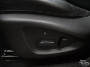 Red Renault Kadjar 2016 in Vilnius, with an engine capacity of 1.20 L and mileage of 201 thousand km for 9999 €, photo 33 on AUTOMOTO.COM.LV