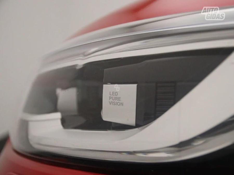 Red Renault Kadjar 2016 in Vilnius, with an engine capacity of 1.20 L and mileage of 201 thousand km for 9999 €, photo 36 on AUTOMOTO.COM.LV