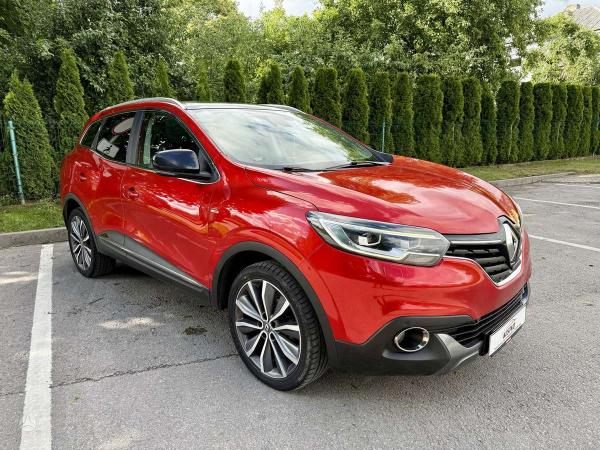 Red Renault Kadjar 2016 in Taurage, with an engine capacity of 1.46 L and mileage of 238 thousand km for 8700 €, photo 3 on AUTOMOTO.COM.LV
