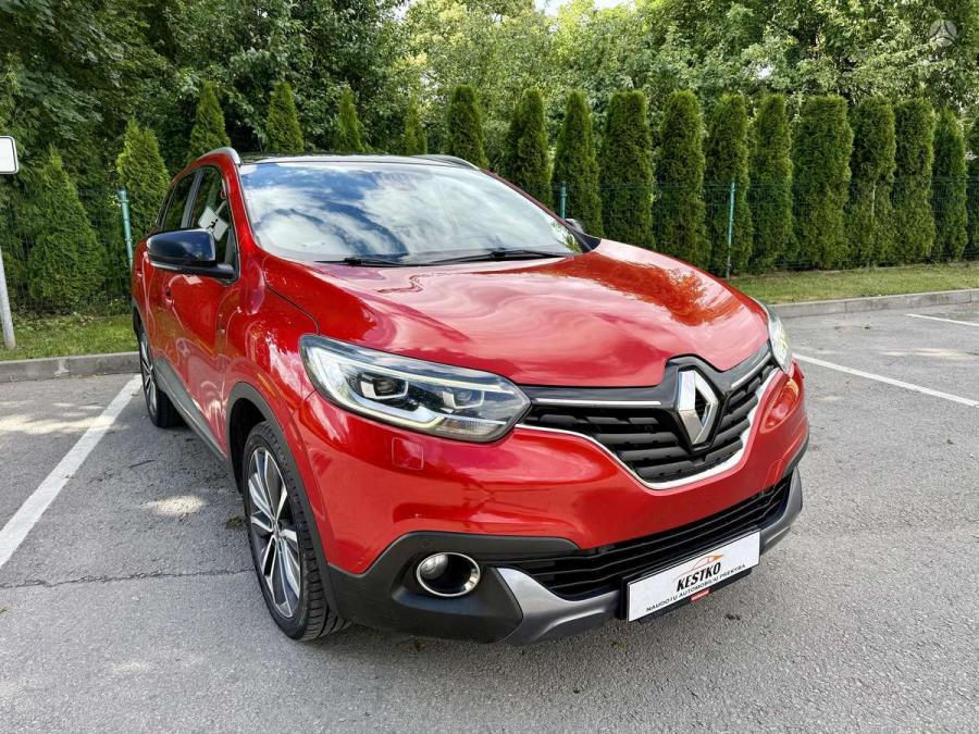 Red Renault Kadjar 2016 in Taurage, with an engine capacity of 1.46 L and mileage of 238 thousand km for 8700 €, photo 6 on AUTOMOTO.COM.LV